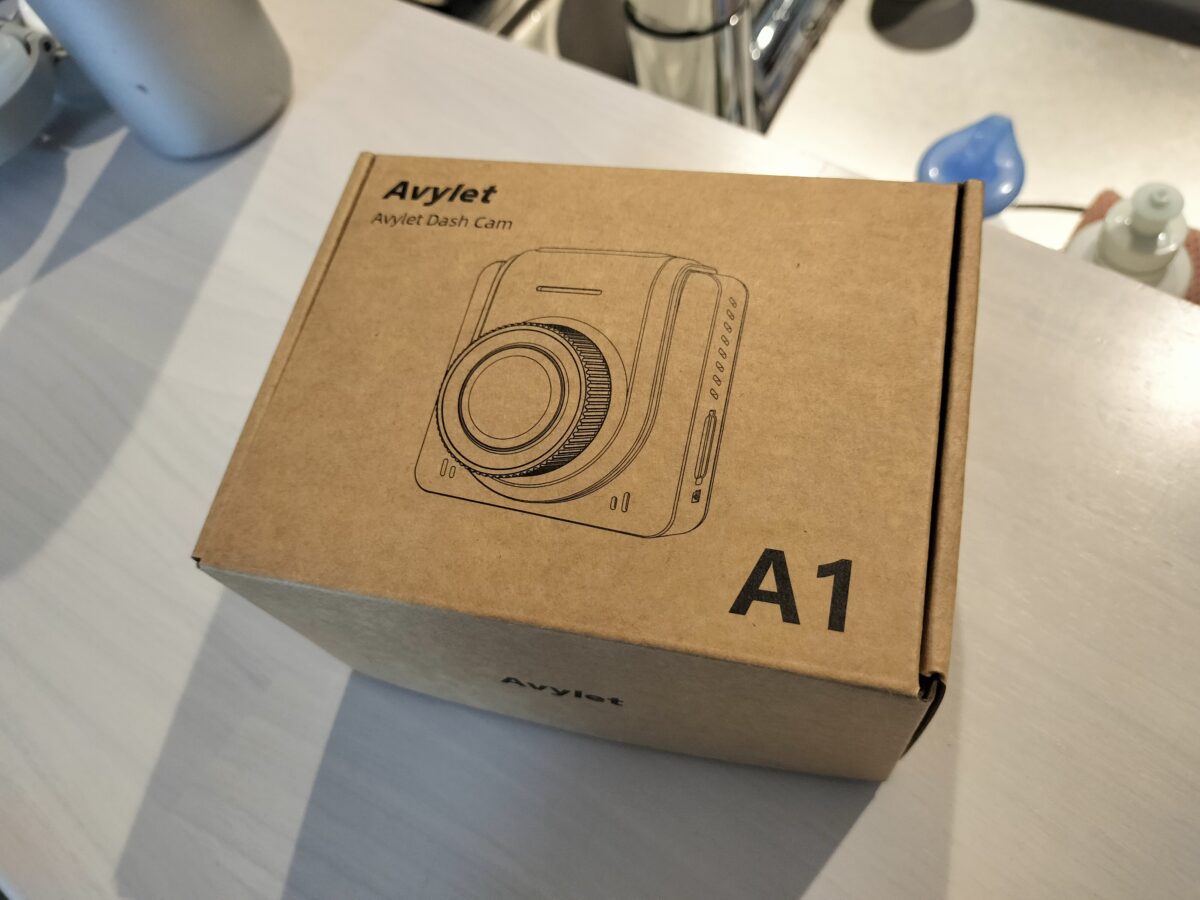 【悪用厳禁】USBから電源が取れる激安ドラレコ 『Avylet A1』を徹底レビュー【おすすめの使い方や取付・確認方法など】 | AYG